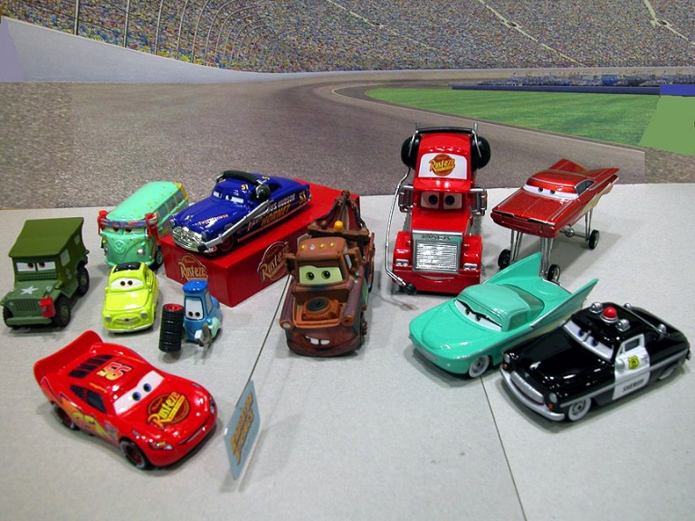 Take Five a Day » Blog Archive » Mattel Disney Pixar Diecast CARS ...